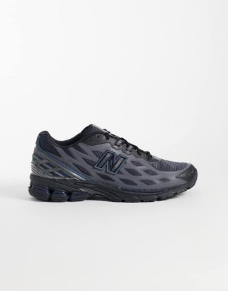 New Balance 1906 baskets noires et bleues