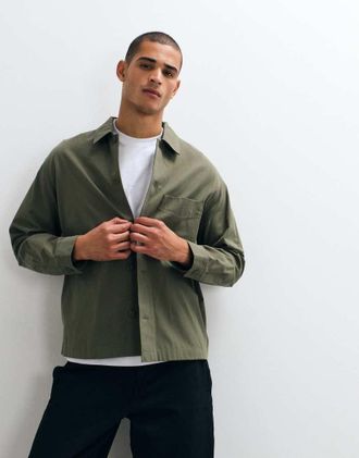 Arket surchemise oversize en serg&eacute; de coton en kaki-Vert
