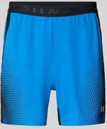 Under Armour Regular Fit Shorts mit Logo-Detail