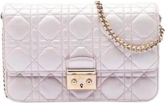 Dior Sac bandouli&egrave;re matelass&eacute; en cuir dagneau pr&eacute;-aim&eacute; - Femme - Pre-owned - Rose - Taille: ONE Size