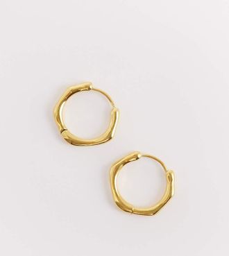 Abbott Lyon Creolen aus Edelstahl mit 18-Karat-Vergoldung in geschmolzener Optik-Goldfarben