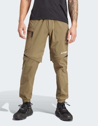 adidas Terrex utilitas - Pantalon de randonnée à fermetures éclair - Olive strata-Vert