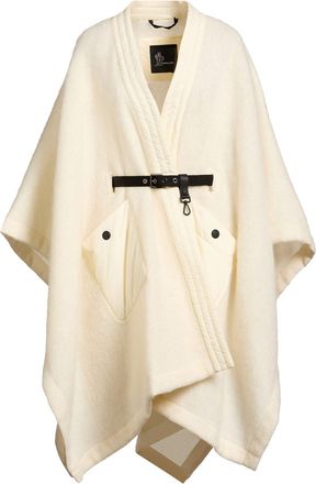 Moncler JACKEN & M&Auml;NTEL - Capes auf YOOX.COM