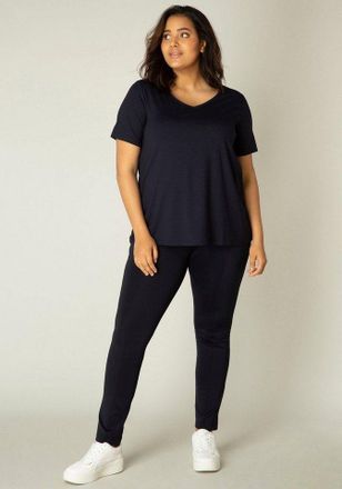 Base Level Curvy T-Shirt Alba Gro&szlig;e Gr&ouml;&szlig;en