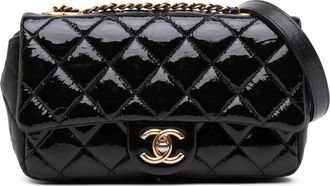 Chanel Hobo Bags - Paris-Salzburg Small Patent and Goatskin CC Eyelet - Gr. unisize - in Schwarz - für Damen
