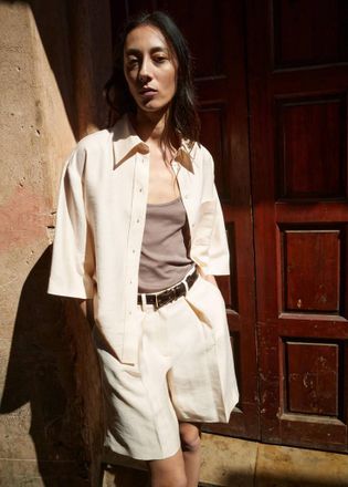 Mango Lyocell-Overshirt mit Tasche ecru - Damen - S - MANGO