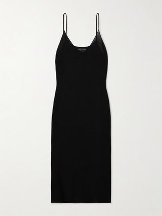 High Sport Slinky Gabe Midikleid Aus Rippstrick - Schwarz