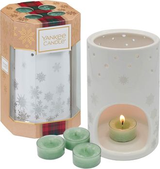 Yankee Candle Company Geschenkset, mit 4 duftenden White Fir Teelichten und 1 Leuchte in Schneeflockenform, Alpine Christmas Collection, in festlicher Schneeflocken-Geschen