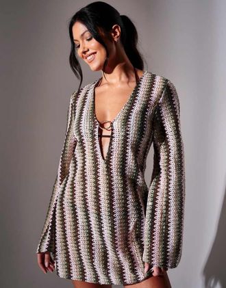 South Beach Robe caftan courte au crochet &agrave; sequins avec anneau - Multicolore