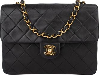 Chanel Crossbody Bags - Chanel Quilted Lambskin 24K Gold Single Flap Cross - Gr. unisize - in Schwarz - f&uuml;r Damen