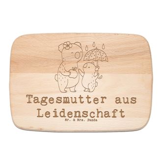 Mr. & Mrs. Panda Schneidebrett Holz Tagesmutter Leidenschaft - Geschenk, Fr&uuml;hst&uuml;cksbrettchen, massivholzbrett, Fr&uuml;hst&uuml;cksbrett, Holzbrett, Brotzeitbrett