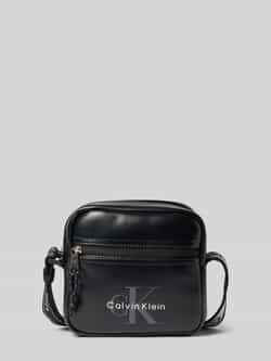 Calvin Klein Herren Umh&auml;ngetasche mit Logo-Pr&auml;gung