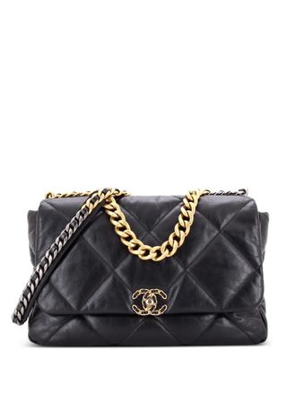 Chanel 19 Flap Bag Quilted Leather Maxi crossbody bag - Schwarz