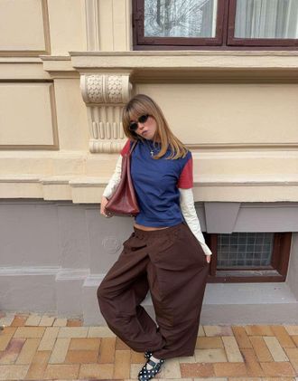Lioness Signora lockere Ripstop-Hose mit Ballonbein in Schokobraun
