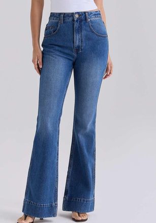 House of CB ausgestellte Jeans mit mittlerer Waschung und hohem Bund-Blau