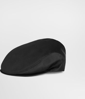 Dolce & Gabbana Schieberm&uuml;tze Aus Duchesse - Frau Collection Schwarz Stoff 59