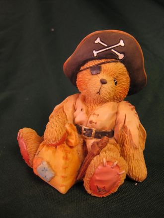 Enesco Cherished Teddies. Taylor Sail die Meere - Geburtstag, Brauner Teddyb&auml;r aus Kunstharz, Garten-Figurine