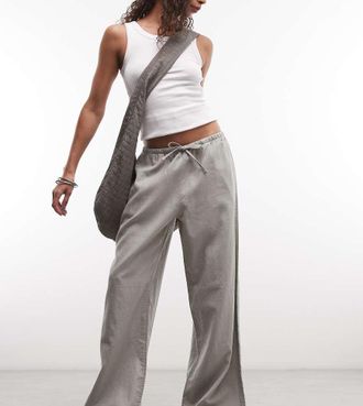 Weekday Schlupfhose aus Leinenmix in Salbeigr&uuml;n mit weitem Bein, exklusiv bei ASOS