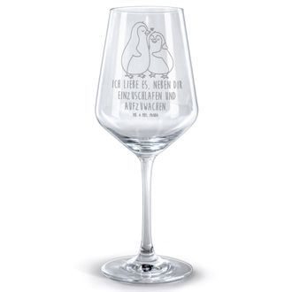 Mr. & Mrs. Panda glas f&uuml;r rotwein Pinguine Einschlafen - Geschenk, Valentinstag, Hochzeitstag, Freund, Rotweinglas mit Gravur, Weinglas, Mitbringsel, graviert, Freundi