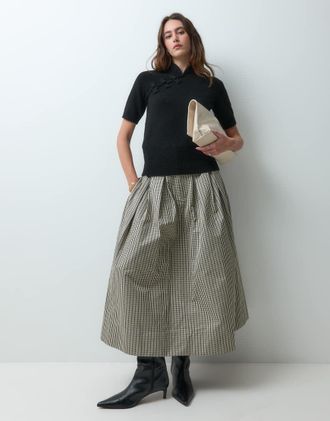 & Other Stories jupe mi-longue taille haute riche en coton avec passants de ceinture &agrave; carreaux gris