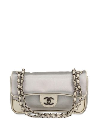 Chanel sac porté épaule Timeless (2008) - Argent