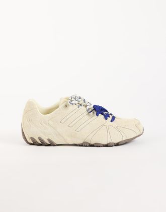 adidas Originals Ghostsprint Sneaker in Wollwei&szlig; mit doppelten Schn&uuml;rsenkeln