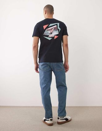 Boss Orange by Hugo Boss Hugo Boss - T-shirt coupe classique &agrave; manches courtes et imprim&eacute; graphique - Bleu fonc&eacute;