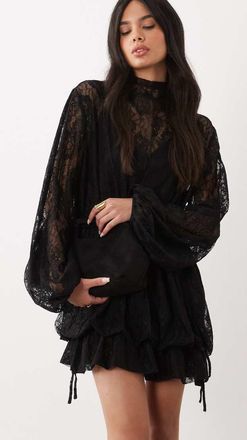 Asos robe courte en dentelle avec manches blousantes et d&eacute;tail &agrave; lourlet en noir