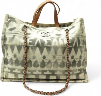 Chanel Crossbody Bags - CHANEL DEAUVILLE ILIAD MM GRAUER CANVAS SHOPPING-T - Gr. unisize - in Grau - f&uuml;r Damen