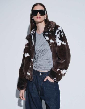 Vero Moda superweiche Jacke mit Kuhmuster in Schokobraun