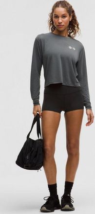 lululemon Wunder Train Shorts mit hohem Bund f&uuml;r Frauen - 5 cm - Gr&ouml;&szlig;e 10 in Schwarz