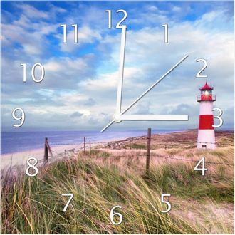 Wallario Design-Wanduhr Leuchtturm am Strand von Sylt aus Glas, Motiv-Uhr Größe 30 x 30 cm, weiße Zeiger