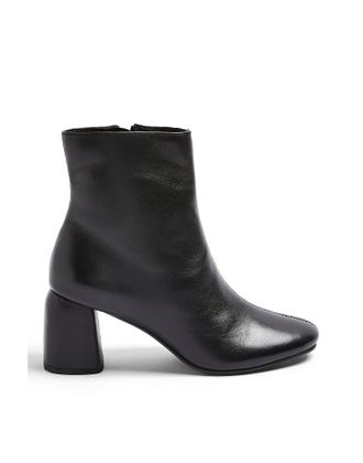 Topshop BOMBAY BLACK LEATHER HEELED BOOTS