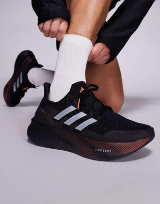 adidas adidas Running - Ultraboost 5 - Laufschuhe in Schwarz, Silber und Orange