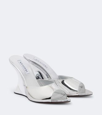Aquazzura Mules compens&eacute;es Bisous en cuir m&eacute;tallis&eacute;
