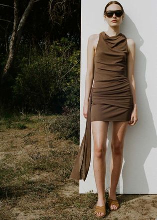 Mango Robe fronc&eacute;e avec col drap&eacute; marron - Femme - S - MANGO