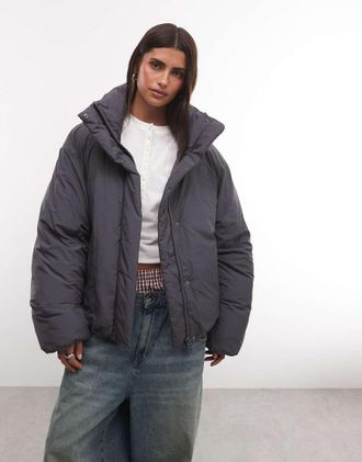 Weekday manteau puffer oversize &agrave; col montant gris fonc&eacute;