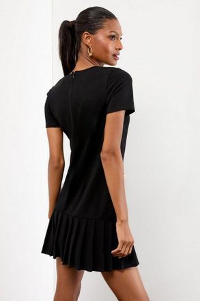 Lipsy Plisseekleid Lipsy Minikleid mit Kn&ouml;pfen und Plisseesaum (1-tlg)