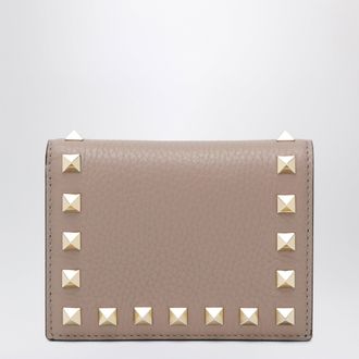 Valentino Garavani Rockstud Geldb&ouml;rse aus puderfarbenem Leder