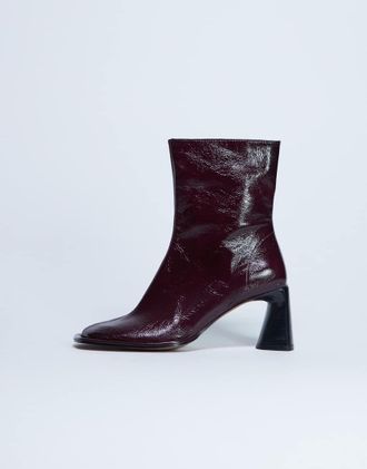 Topshop Star - Hochwertige Stiefel aus Leder in Burgunderrot mit runder Zehenpartie und Blockabsatz