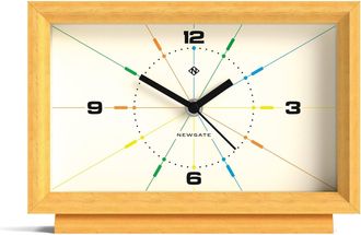 Newgate Watches Hollywood Schreibtisch Uhr | Zeitgenössisches rechteckiges Design | Massivholz | Ausführung aus Heller Eiche | Mid Century Stil für Schreibtisch, tisc