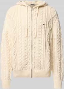 Review Strickjacke mit Zopfmuster