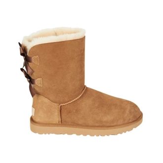 UGG Bailey Bow II Stiefel Chestnut - - Shoes - Damen - Braun - 36 EU