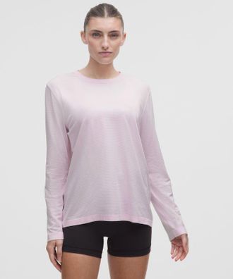 lululemon Swiftly Relaxed Langarmshirt e Passform f&uuml;r Frauen - Gr&ouml;&szlig;e 10 in Blissful Pink