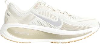 Nike Vomero 18 Sneakers