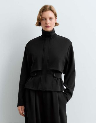Oysho veste courte en piqu&eacute; avec ceinture noire