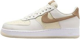 Nike Nike Chaussures Homme Air Force 1 07 LV8 (FN5832-101, Sail/Coconut Milk/White/Kaki), Voile / Lait de Coco / Blanc/Kaki, 45.5 EU