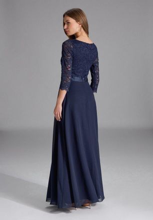 Swing Abendkleid - Abendkleid aus Spitze und Chiffon mit &frac34; Arm Taillierte Passform mit ausgestelltem Rockteil