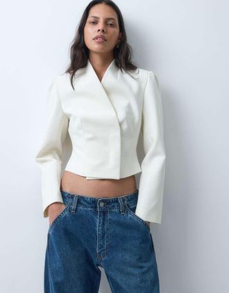 Asos taillierter Wickelblazer-Wei&szlig;