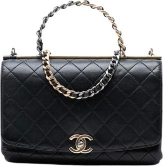 Chanel Sac bandouli&egrave;re matelass&eacute; en cuir dagneau pr&eacute;-poss&eacute;d&eacute; - Femme - Pre-owned - Noir - Taille: ONE Size